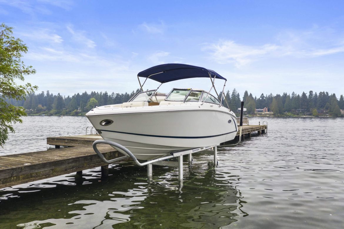 The Top 5 Boat Lift Brands: Which One is Right for You? - SHS Oxford